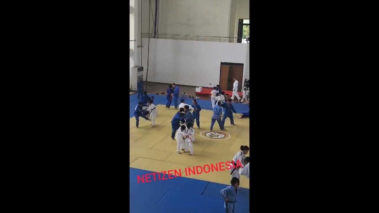 JUDO DARI DINI - YouTube