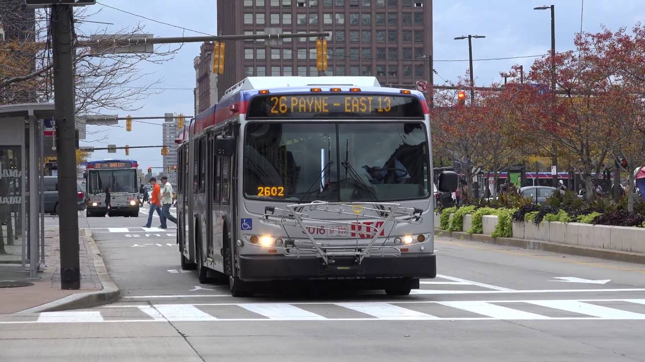 CLEVELAND RTA NEW FLYER D60LFR BUSES 3016 AND 3003 RUNNING THE 26 AND ...