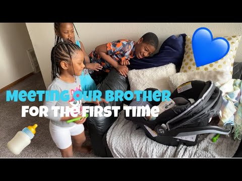 Taking baby home for the first time + The Kids meet there Baby Brother ...