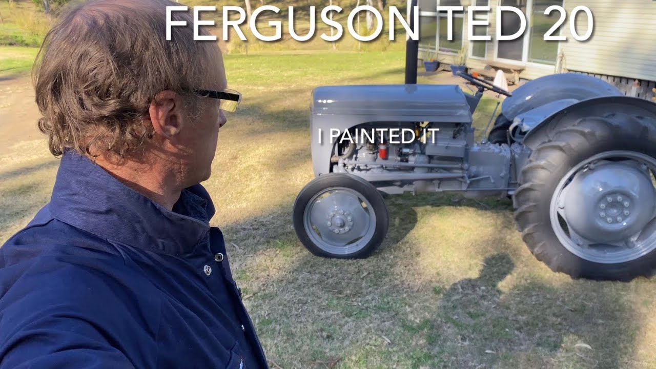 I painted the 1950 Ferguson TED 20 tractor - YouTube