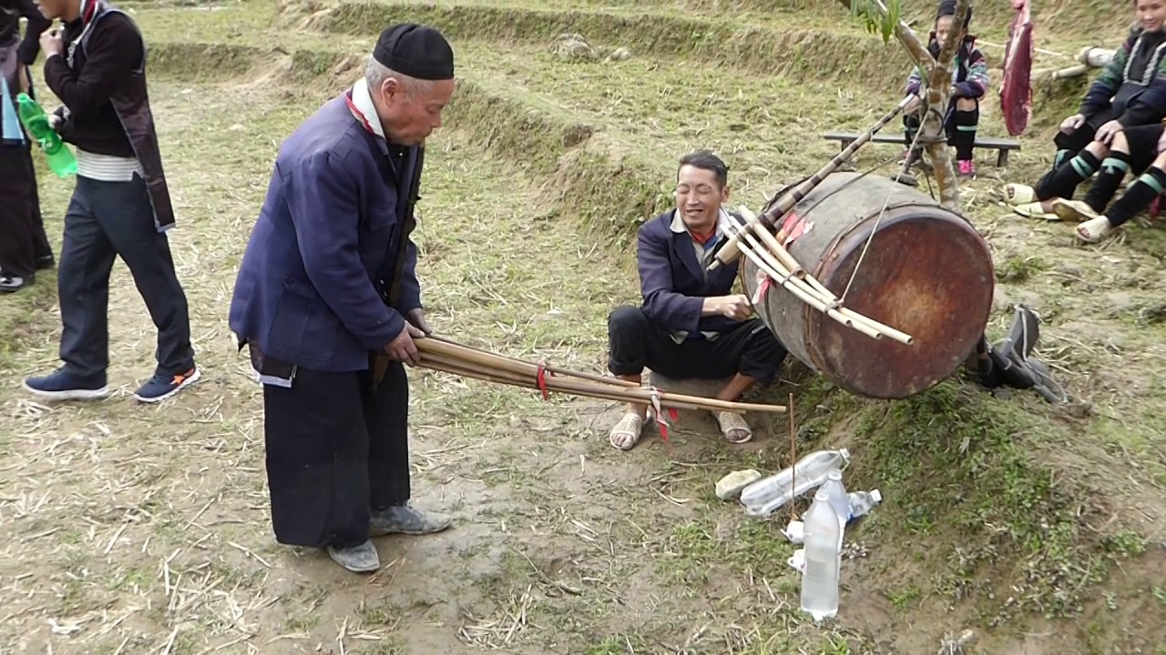 A Hmong Funeral in Sa Pa Vietnam - YouTube