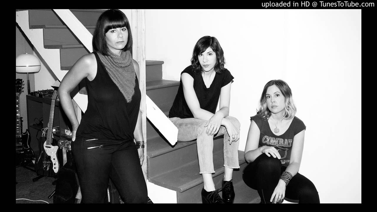Sleater-Kinney: 'Hey Darling' - YouTube