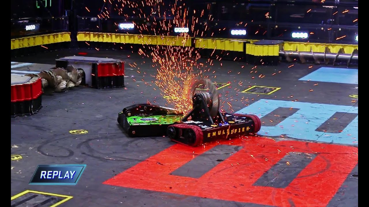 BattleBots (2022) Episode 10: Banshee Vs Emulsifier - YouTube