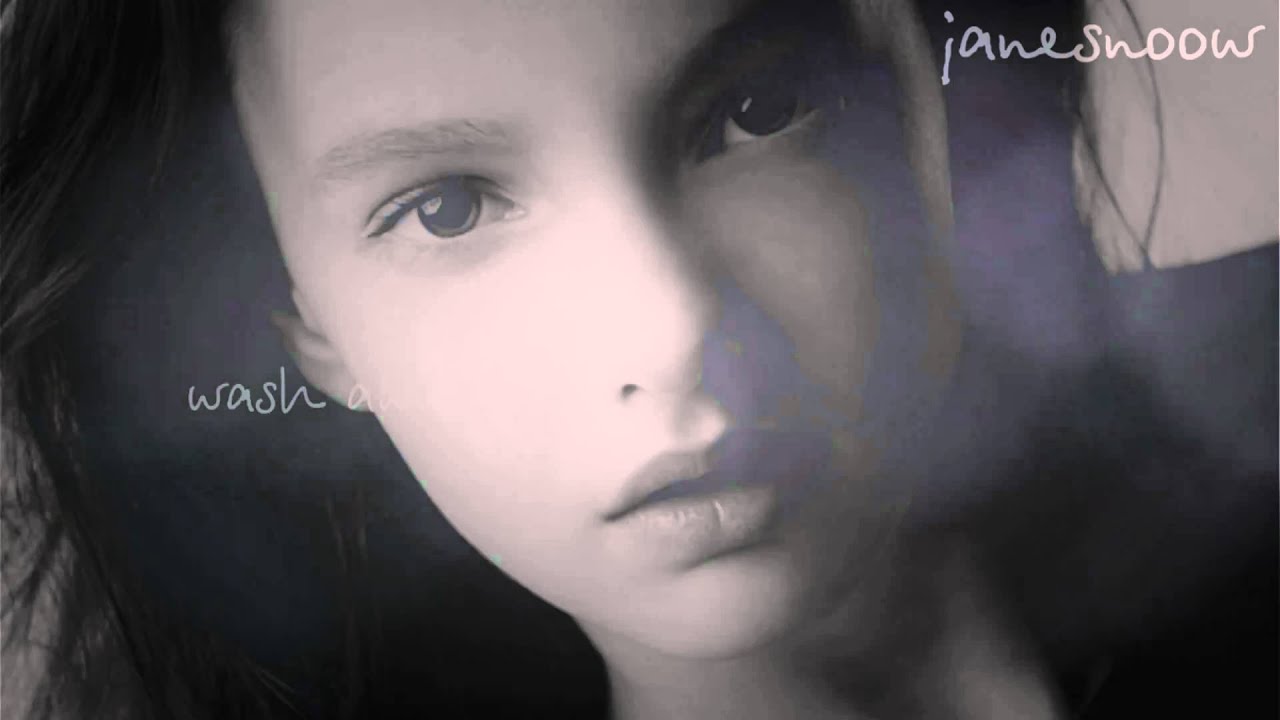 Alexandra Dmitrieva || Tell the world - YouTube