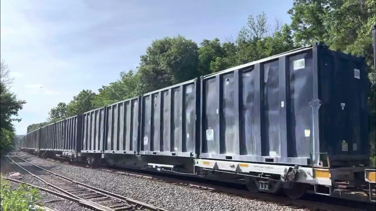 NS 8128 ES44AC leads NS 62V with a Nice K5HL at Piscataway,NJ - YouTube