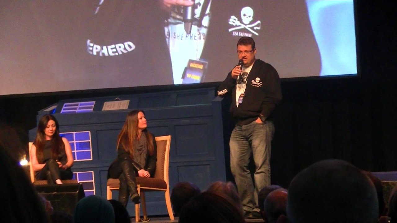 1st Panel of the Charmed Cast on May 30th during the Fedcon in ...