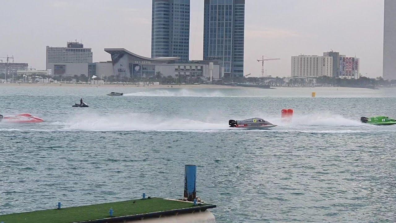 F2/Boat racing/വെള്ളത്തിലൂടെ പറക്കുന്ന ബീമാനം😁/Usthad kitchen - YouTube