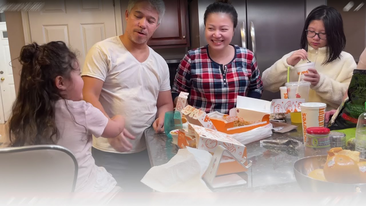 BTBF 307:: Chia sẻ về “Nghề UTUBE” và tiền lương - YouTube