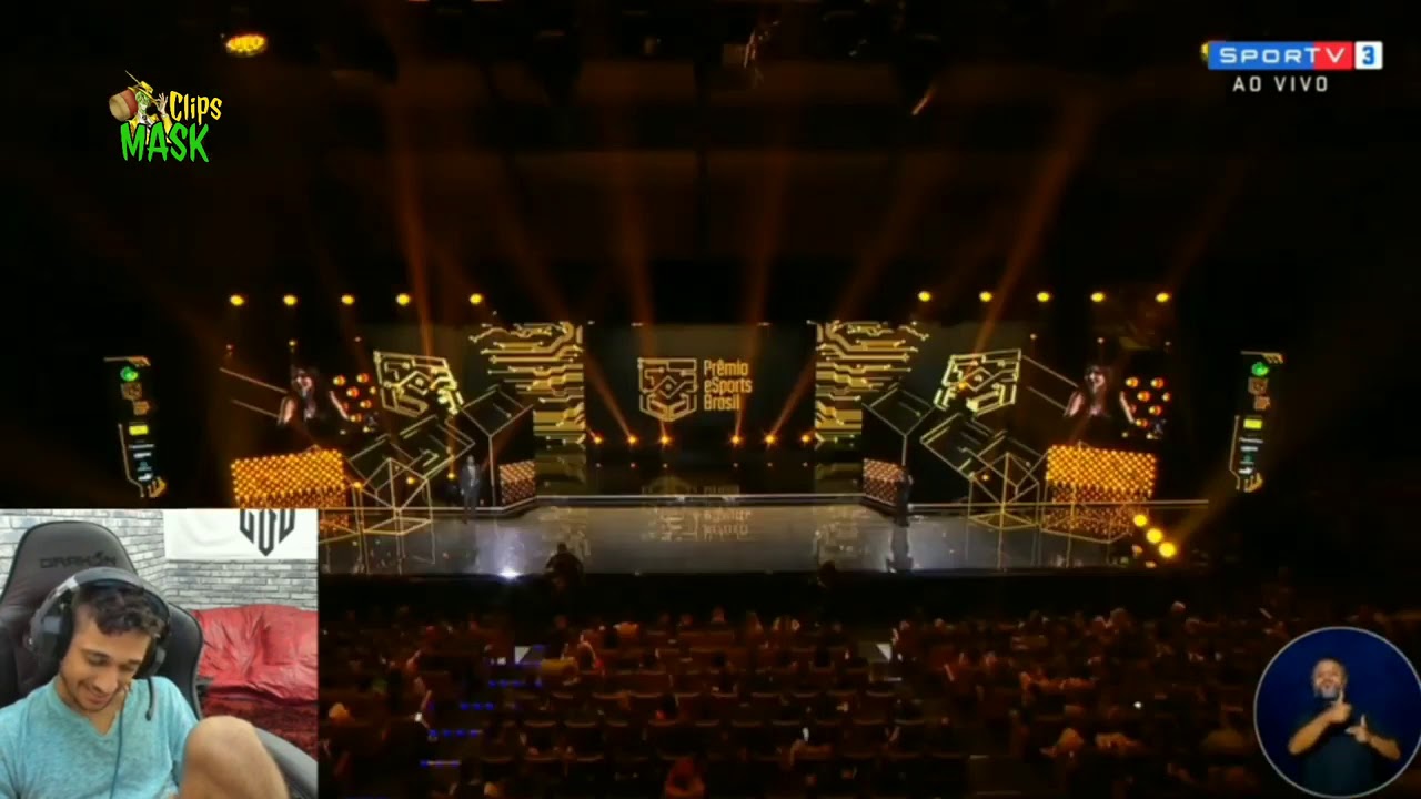 EL GATO vai a loucura ao saber que cerol ganha o troféu melhor streamer ...