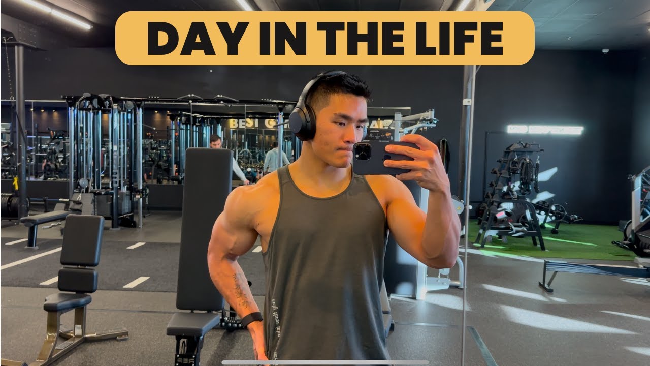 Day In the Life of an Online Fitness Coach - YouTube
