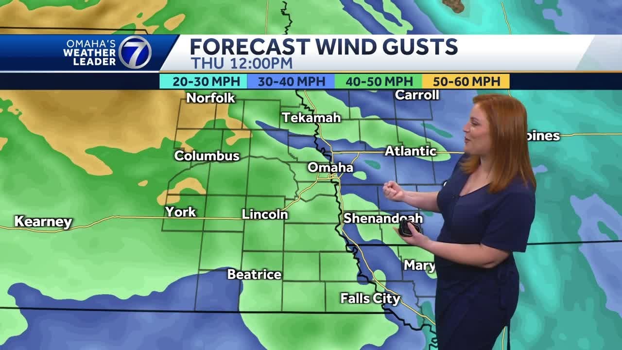 Windy Thursday morning forecast - YouTube