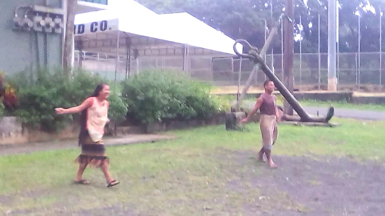 Playing hide and seek Pohnpei(2) - YouTube