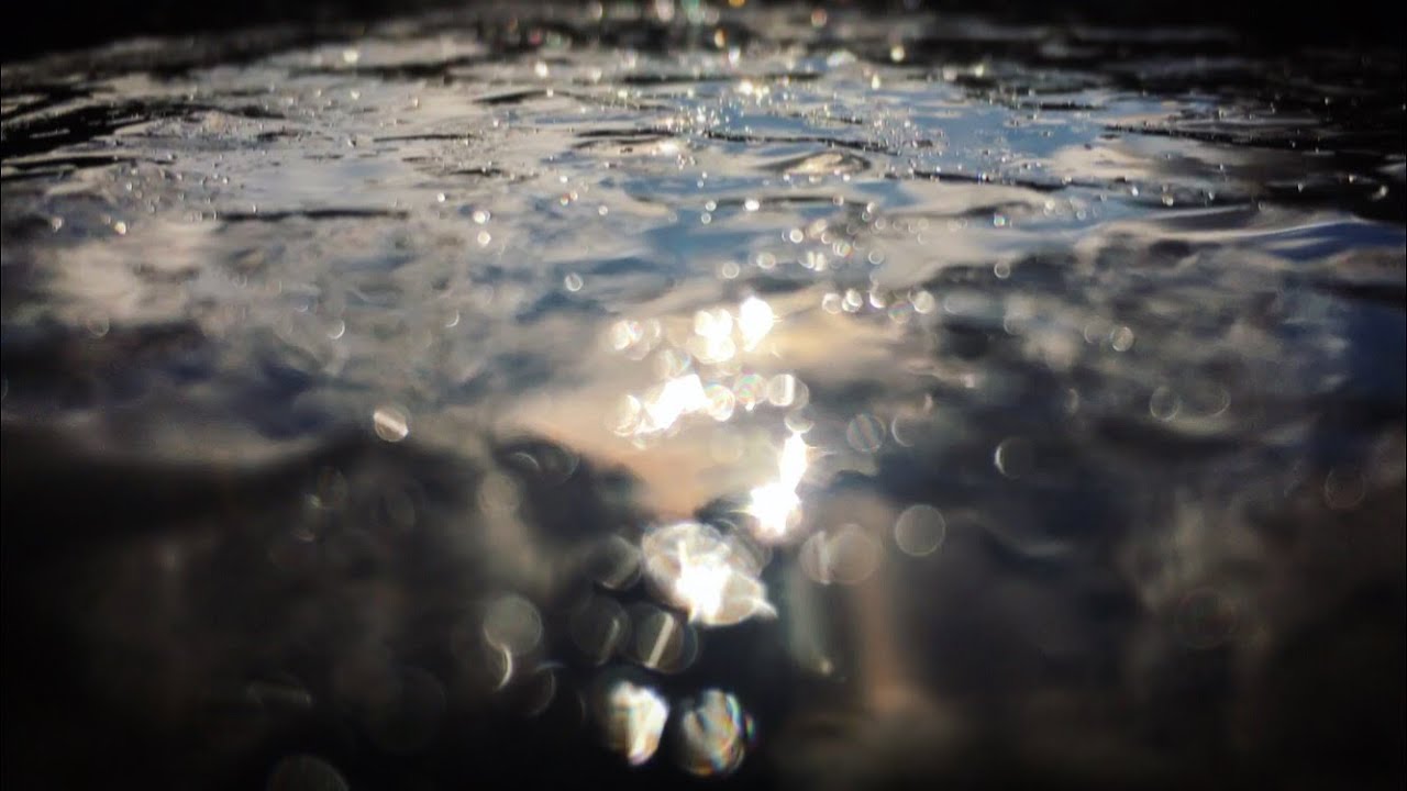 Droppar av ljus - YouTube