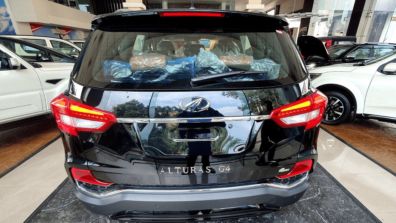 Mahindra ALTURAS G4 SUV Premium Interiors, Infotainment Features, Power ...