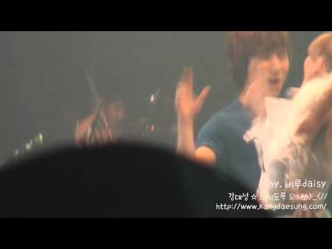 DAESUNG - Lollipop @ YG Family Concert Fancam (101204)