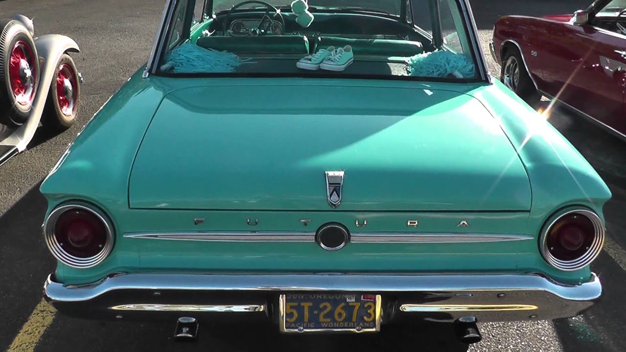 Baby Blue Ford Falcon V8 - YouTube