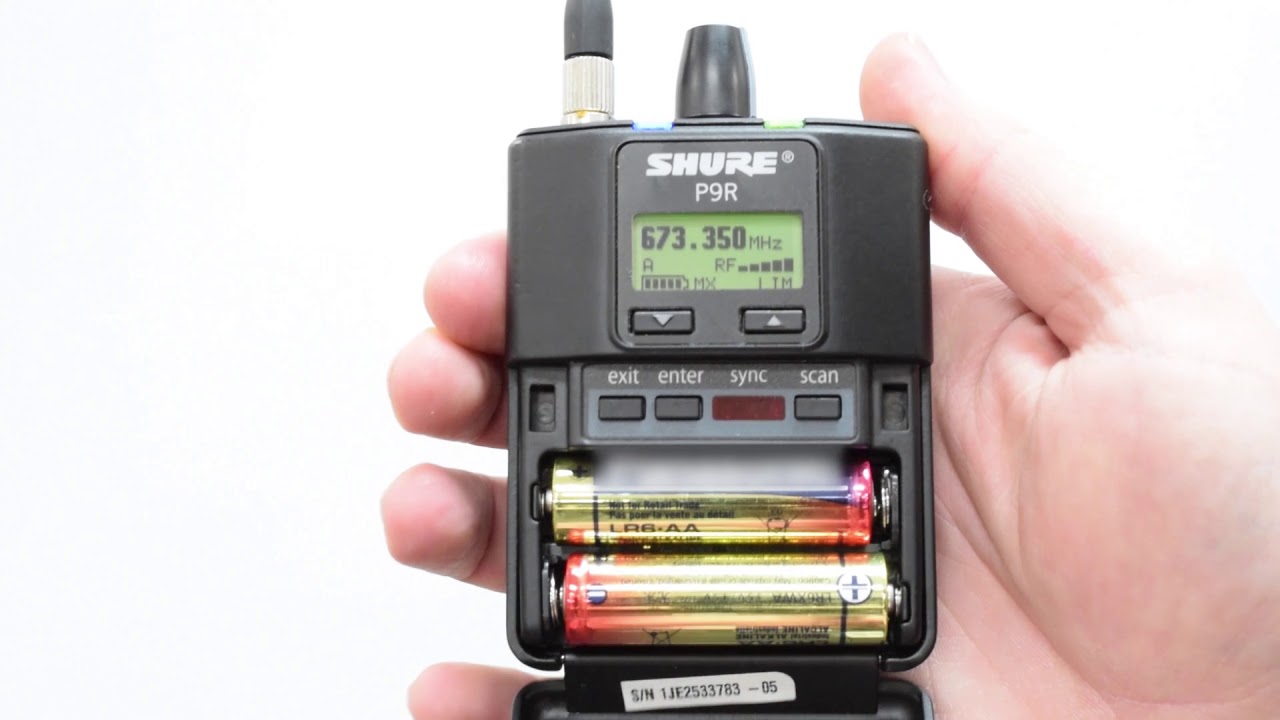 Shure PSM900 In Ear Monitor Overview - YouTube