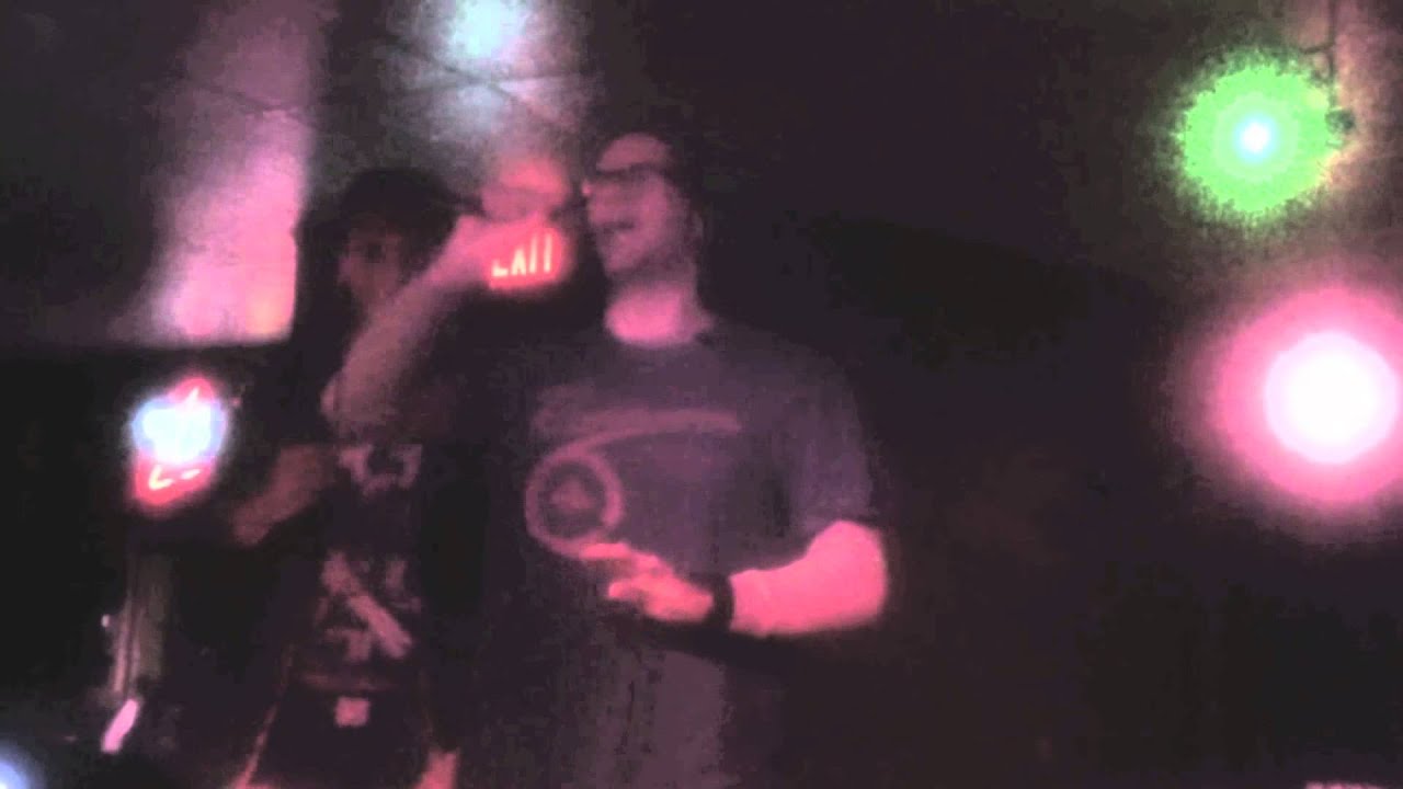 98 Posse on stage at Every Buddy's Bar & Grill - YouTube