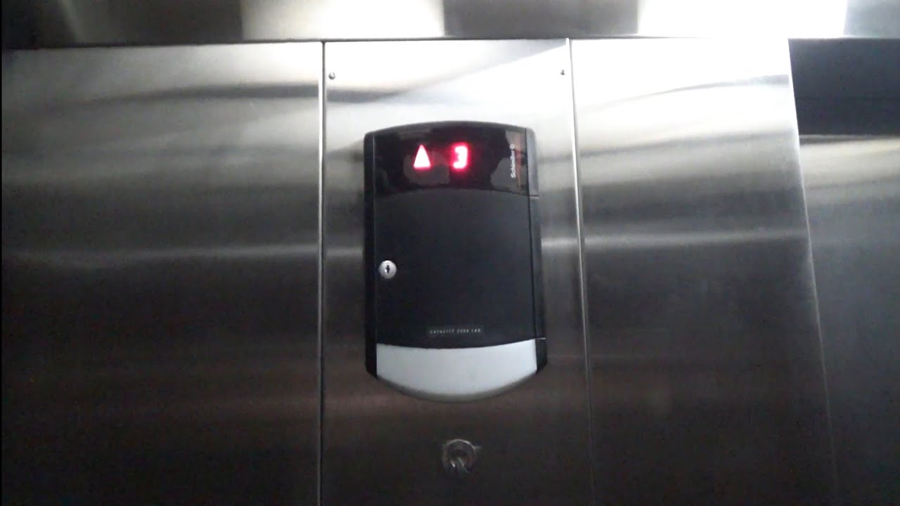 Schindler Hydraulic Elevators @ Comfort Inn - Oakdale, MN - YouTube