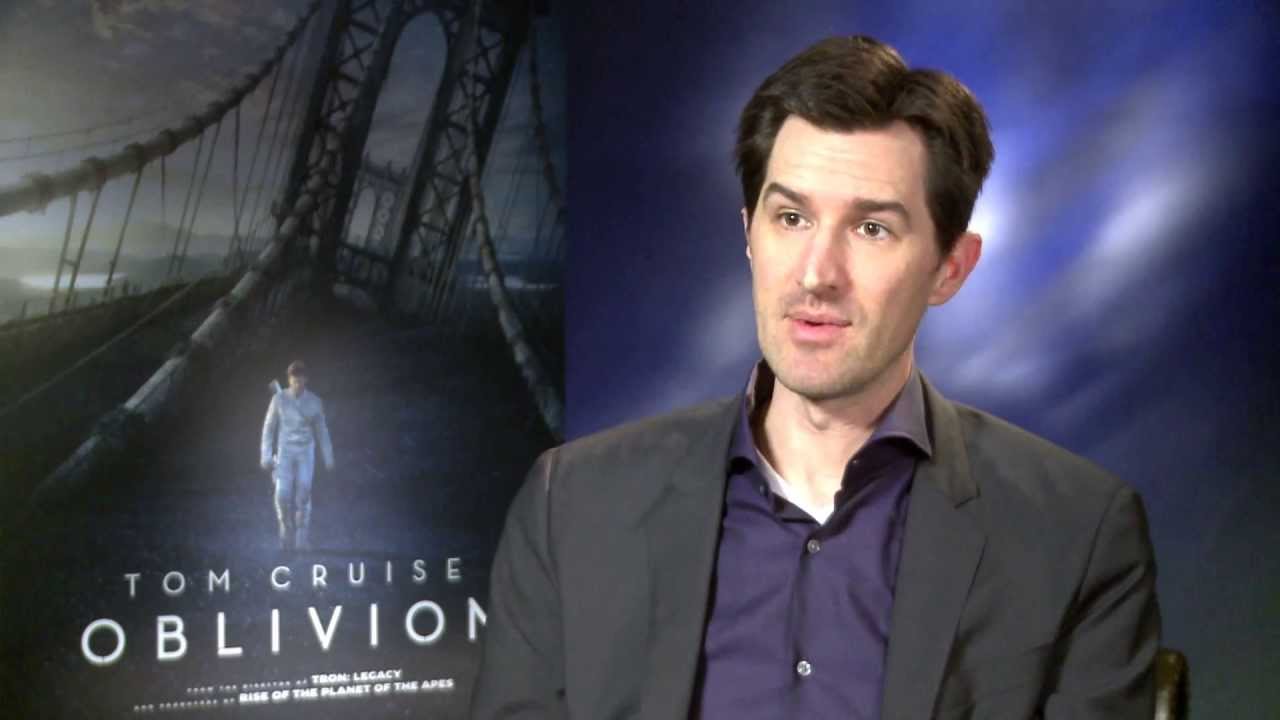 Oblivion Director Joseph Kosinski interview with Joe Michalczuk - YouTube