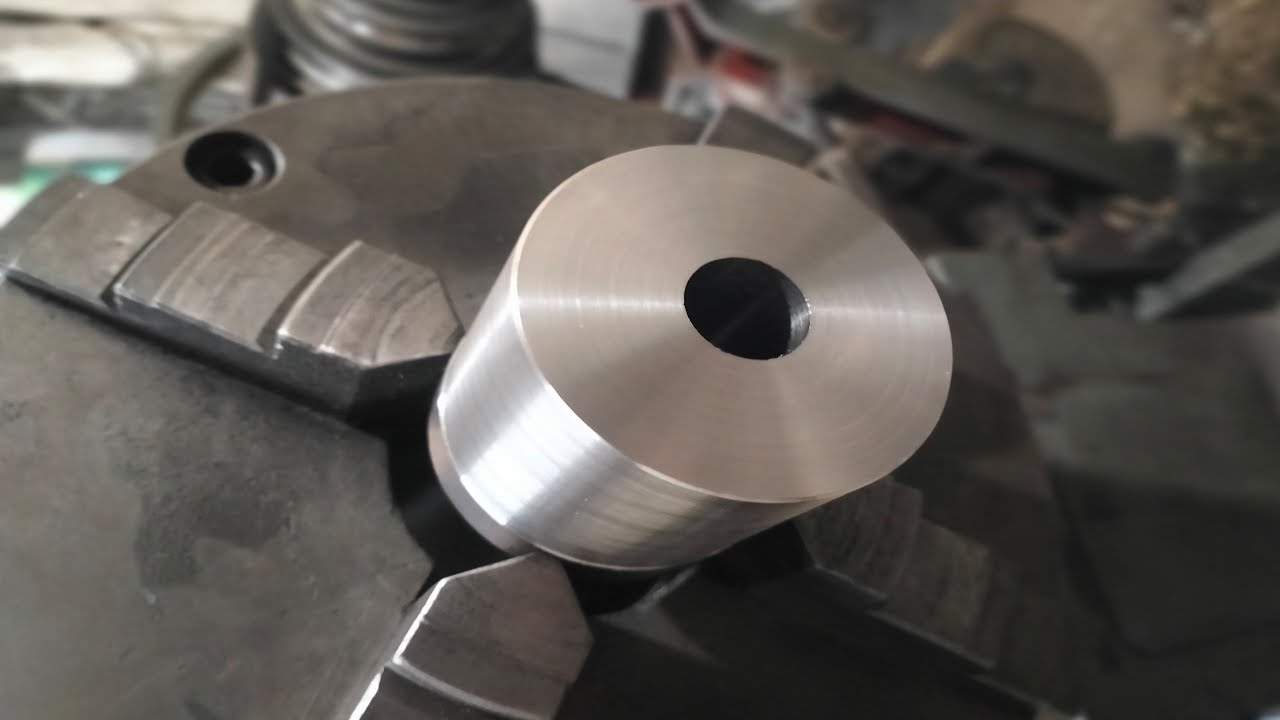 Turning,And, Facing operation on lathe machine - YouTube