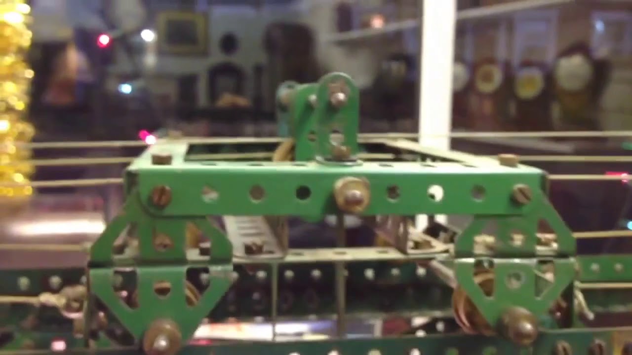 meccano block setting crane (louder audio) - YouTube