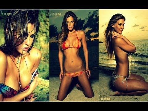 Bar Refaeli Showing her Hot & Sexy Body for SI Swimsuit 2007 Issue