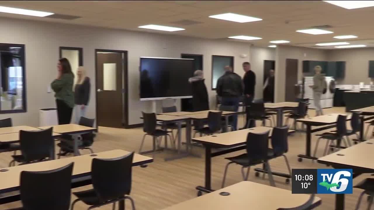 New Escanaba Student Success Center looks to meet students’ needs - YouTube