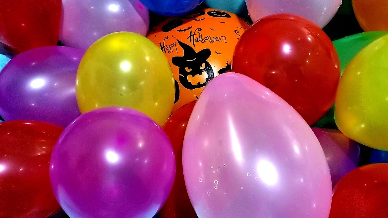 FUN HALLOWEEN WITCH WATER BALLOON POPS!!! - YouTube