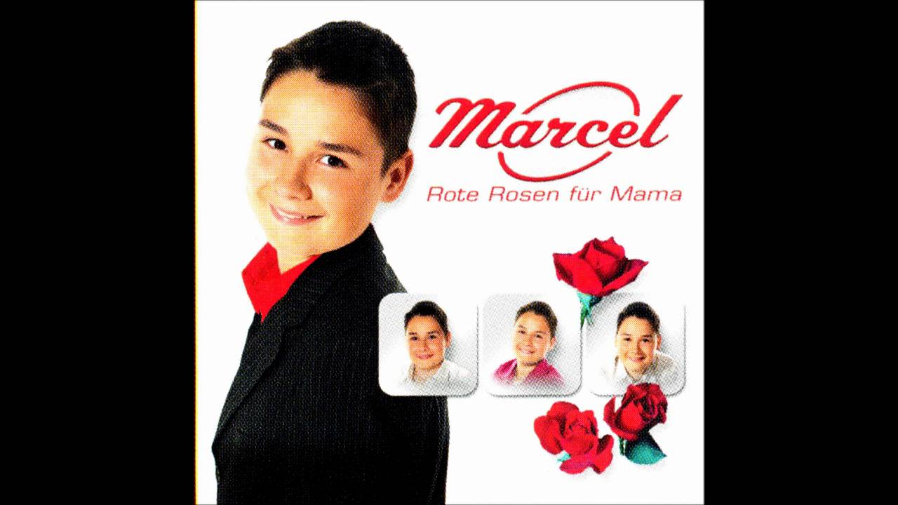 Marcel boy soprano sings Leise rieselt der Schnee - YouTube