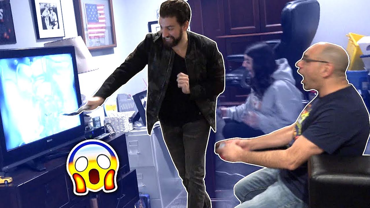 BASHING DAD's TV PRANK! - DAD FREAKOUT! - YouTube