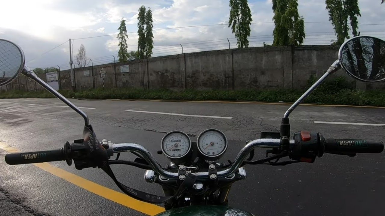 Pokhara valley ride on british ace 400 cc(lakeside) - YouTube