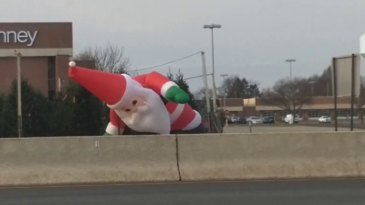 Push Up Santa. :D / turn on CC for message. - YouTube