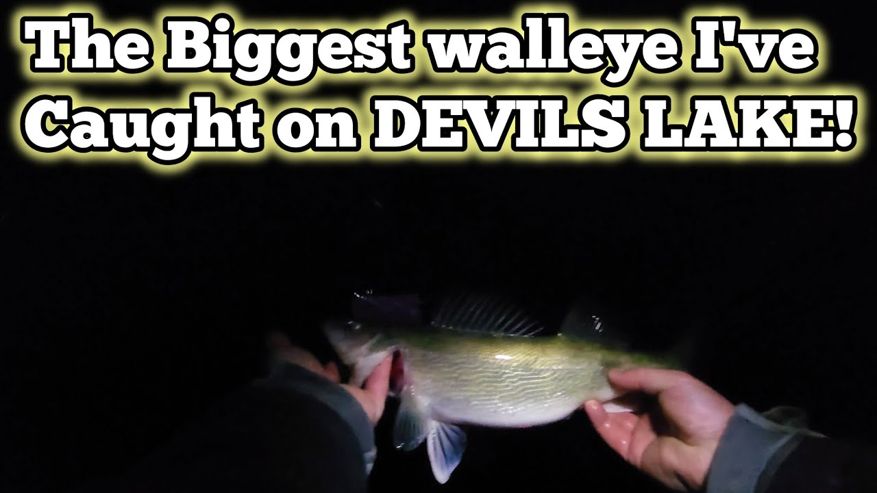 HUGE WALLEYE ON DEVILS LAKE #icefishing #fishing #walleye - YouTube