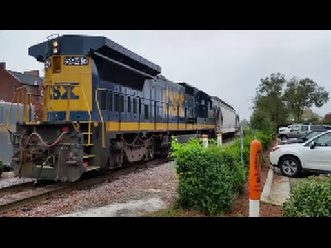 [CSX]5943 B20-8 LHF Leads F736-03 With Nice GE Chug & Nice Radio Chatter In Fayetteville NC Part ...