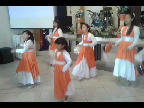 Panderistas danzas cristianas - YouTube