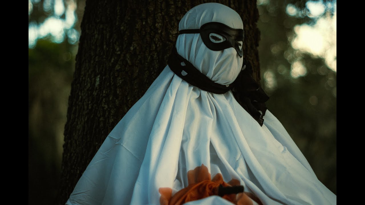 Ghostee - Short Film - YouTube
