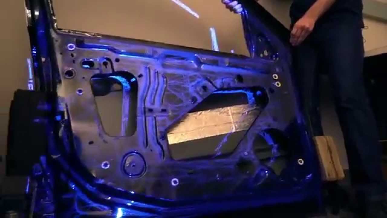 Robot Teams with Illuminated Car Door - YouTube