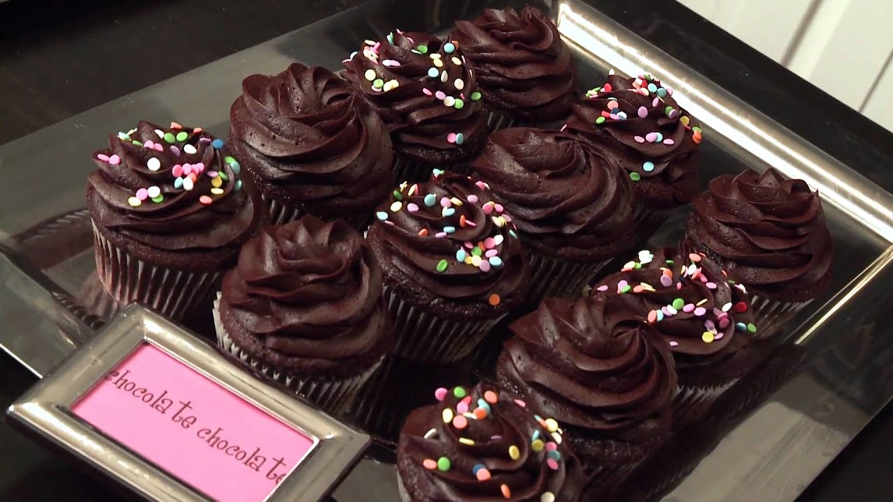 Cupcake Wars Food Network - It's My Party Bake Shoppe - Amanda Bryan ...