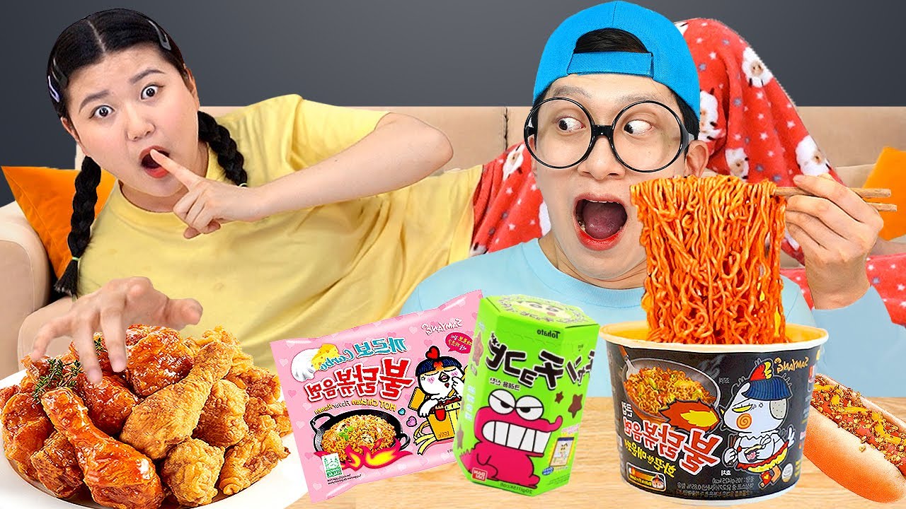 MUKBANG 직접 만든 짜파게티 양념치킨 뽀로로 떡볶이 레시피 먹방! FRIED CHICKEN AND BLACK BEAN ...