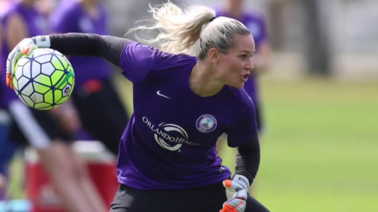 Ashlyn Harris ready for battle to become starting goalkeeper for USWNT ...