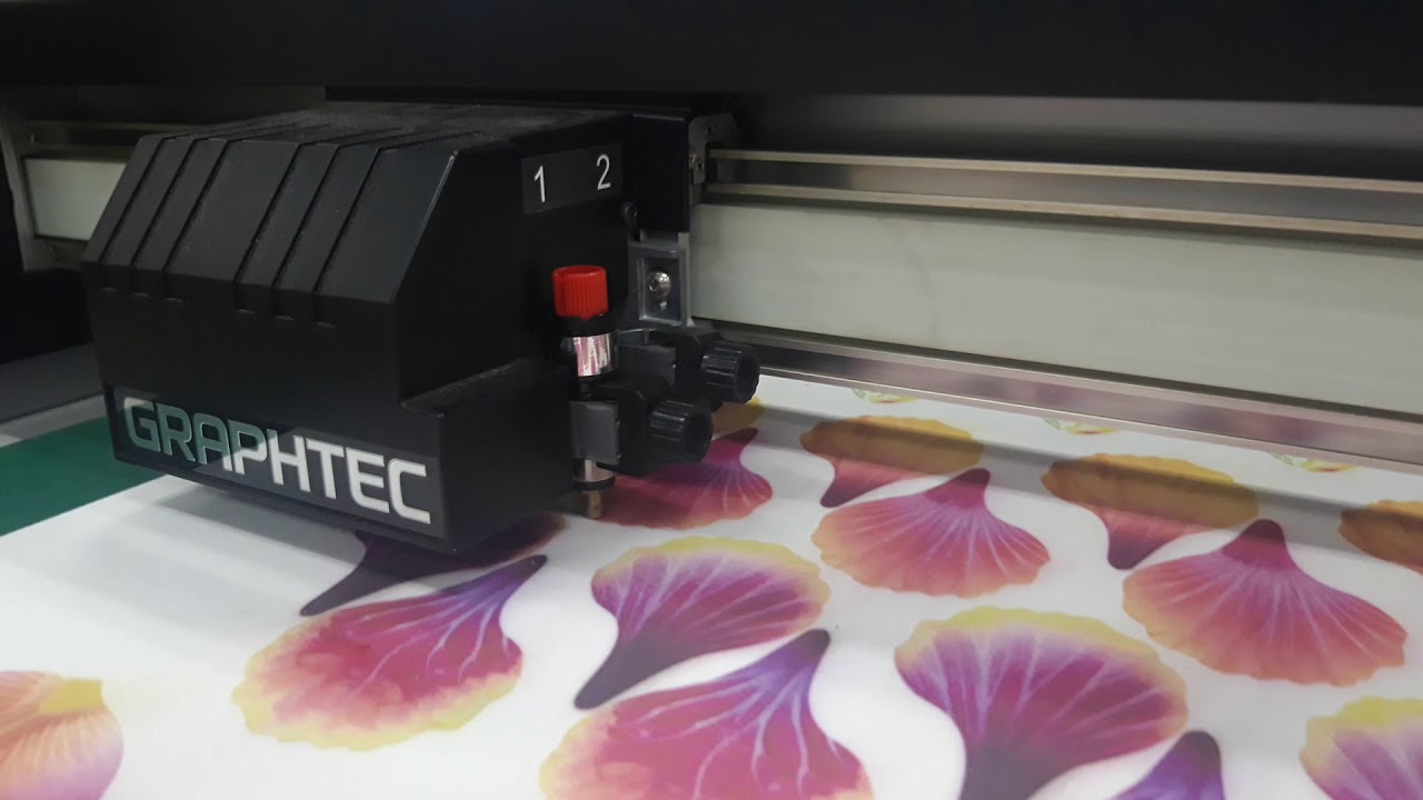 GRAPHTEC. FC2000-60. CUTTING PRO - YouTube