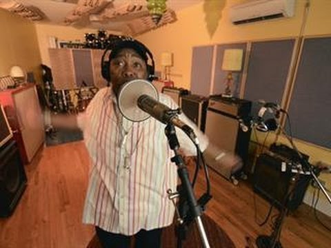 Mikey Jarrett - Haul And Pull Up (Last.fm Sessions) - YouTube