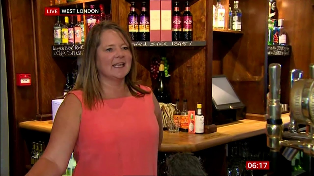 BBC breakfast : Welcome back to the pubs clubs and shops - YouTube