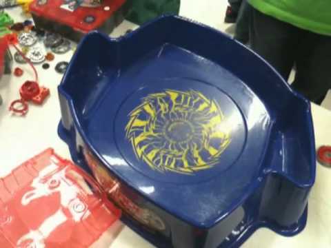 Beyblade Tournament/event @ Toys R Us 10/22/2011 PART 1 - YouTube