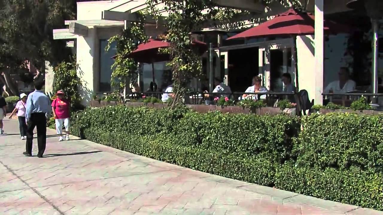 Aya Healthcare Reviews - Traveling Nursing in San Diego - YouTube