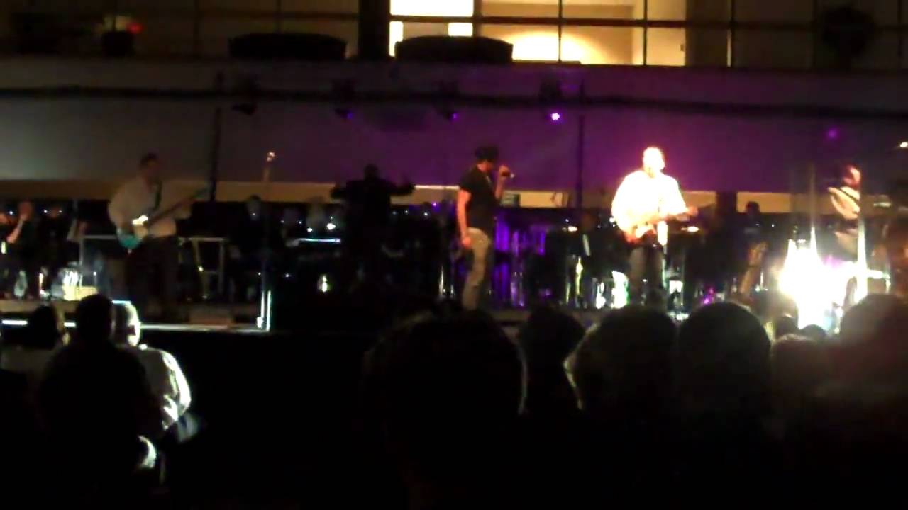 Vic Ferrari symphony onthe rocks air that i breathe - YouTube