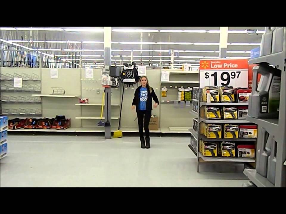 Walmart Shenanigans with best friends! - YouTube