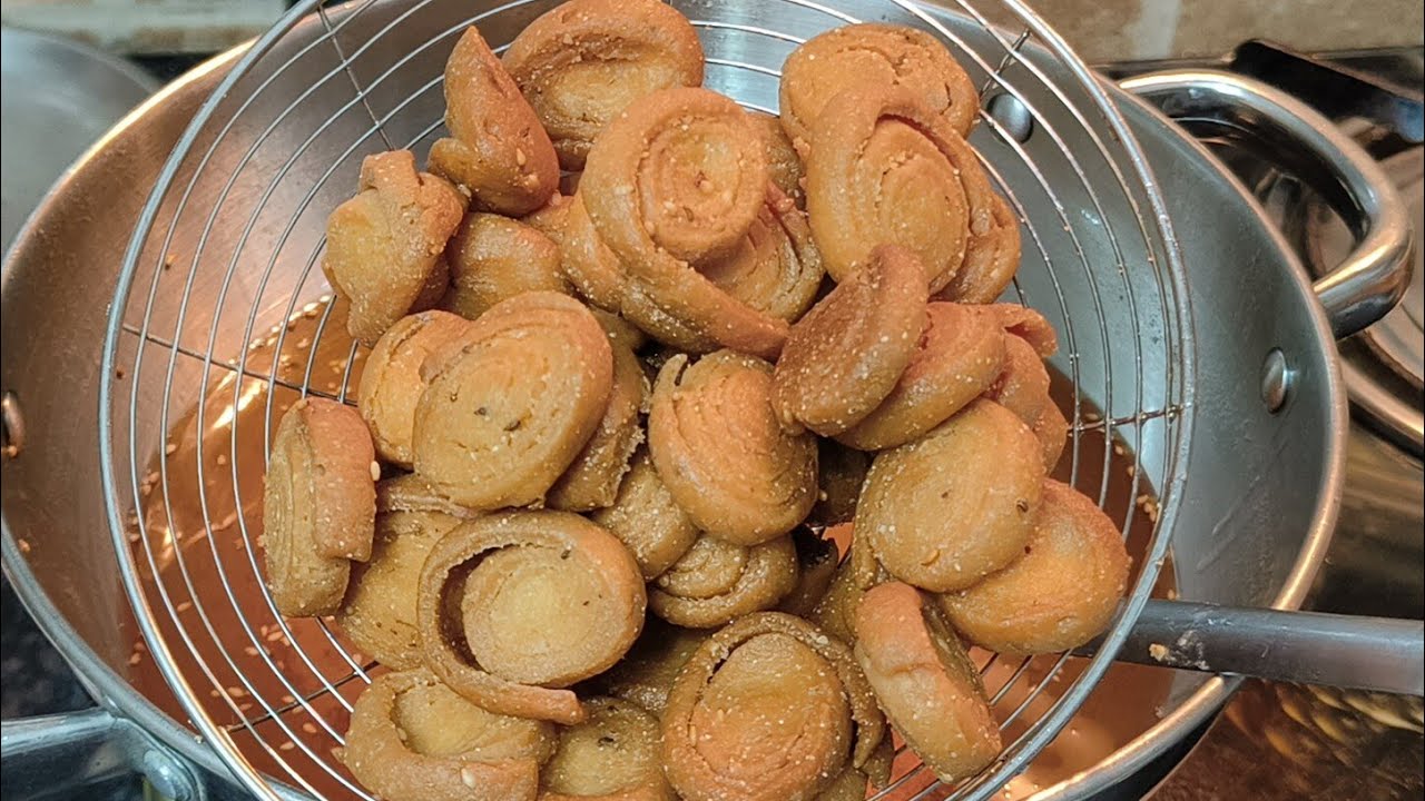 Layered Thekua|fifty-fifty layered Thekua 10min recipe for chhath puja ...