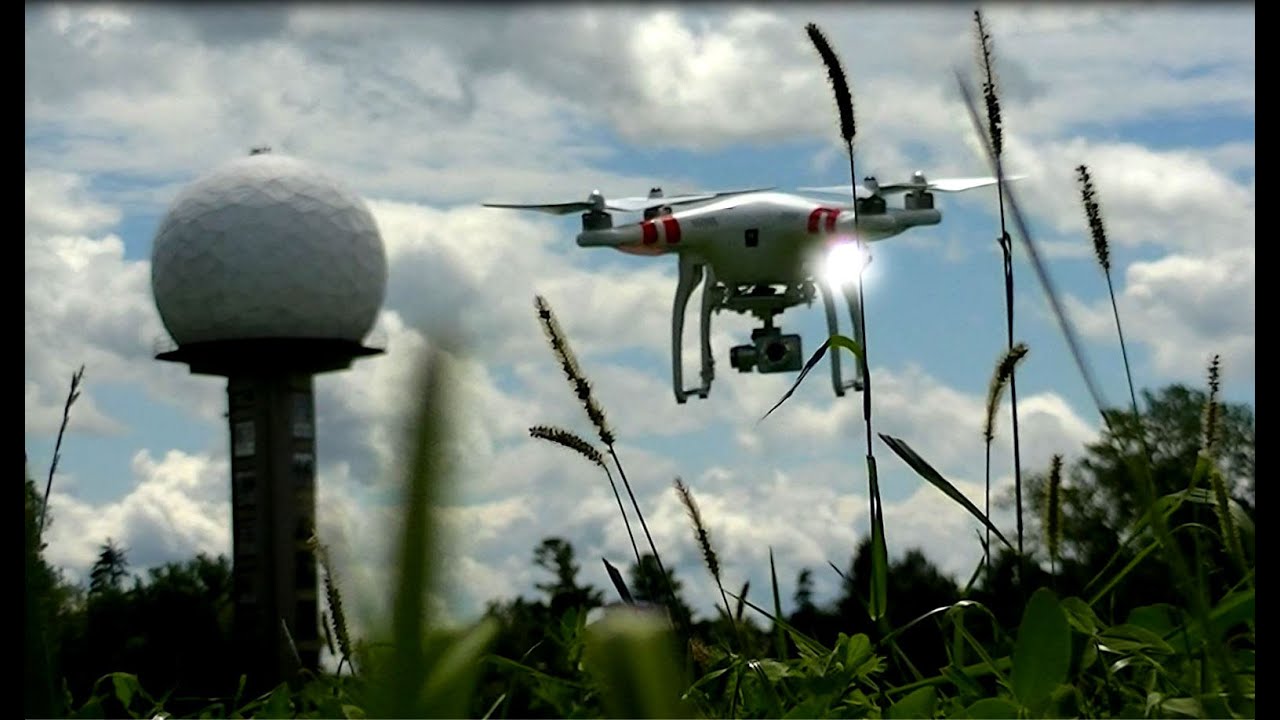 DJI Phantom 2 Vision + Spot Light Installation - YouTube
